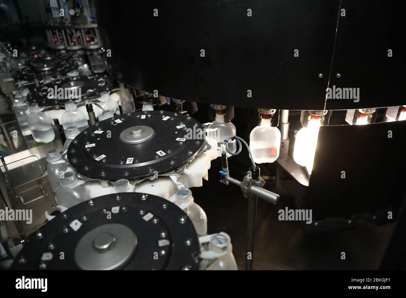 pharmaceutical industry, medicine pills are filling in the plastic ...