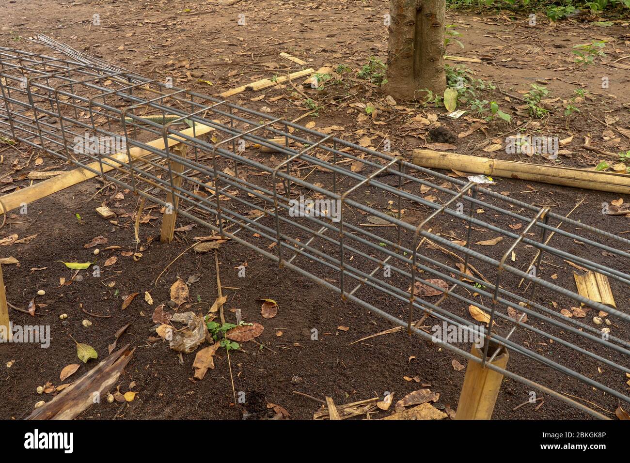 Deformed steel fastened with steel wire, Wire truss scheme for making ...