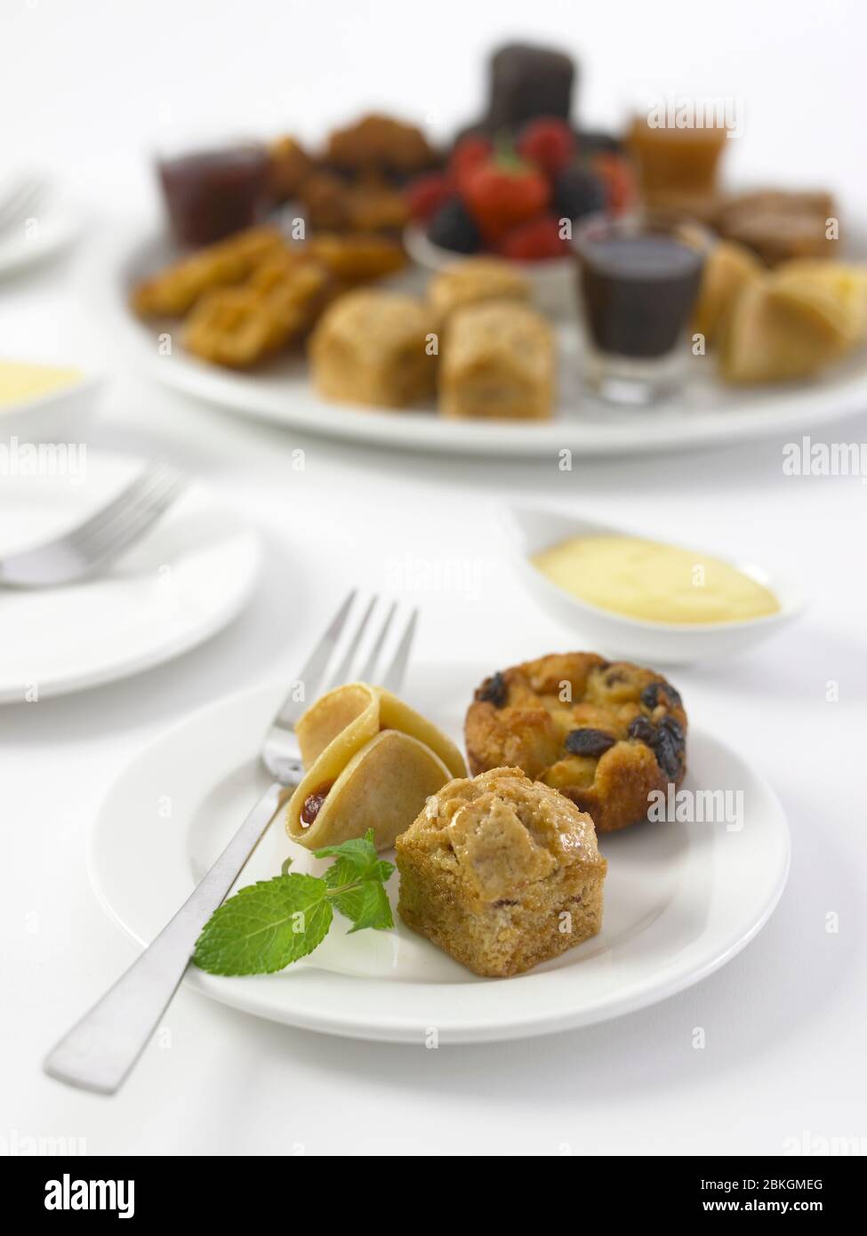 Chef food selection hi-res stock photography and images - Alamy