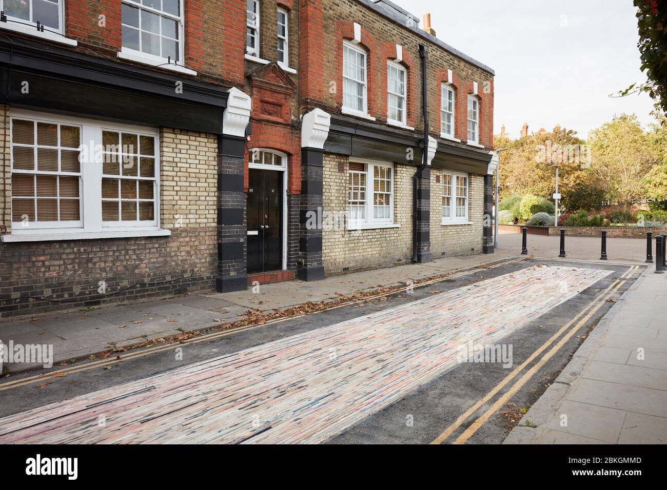 Marble road outside houses. Mint Street, London, United Kingdom ...