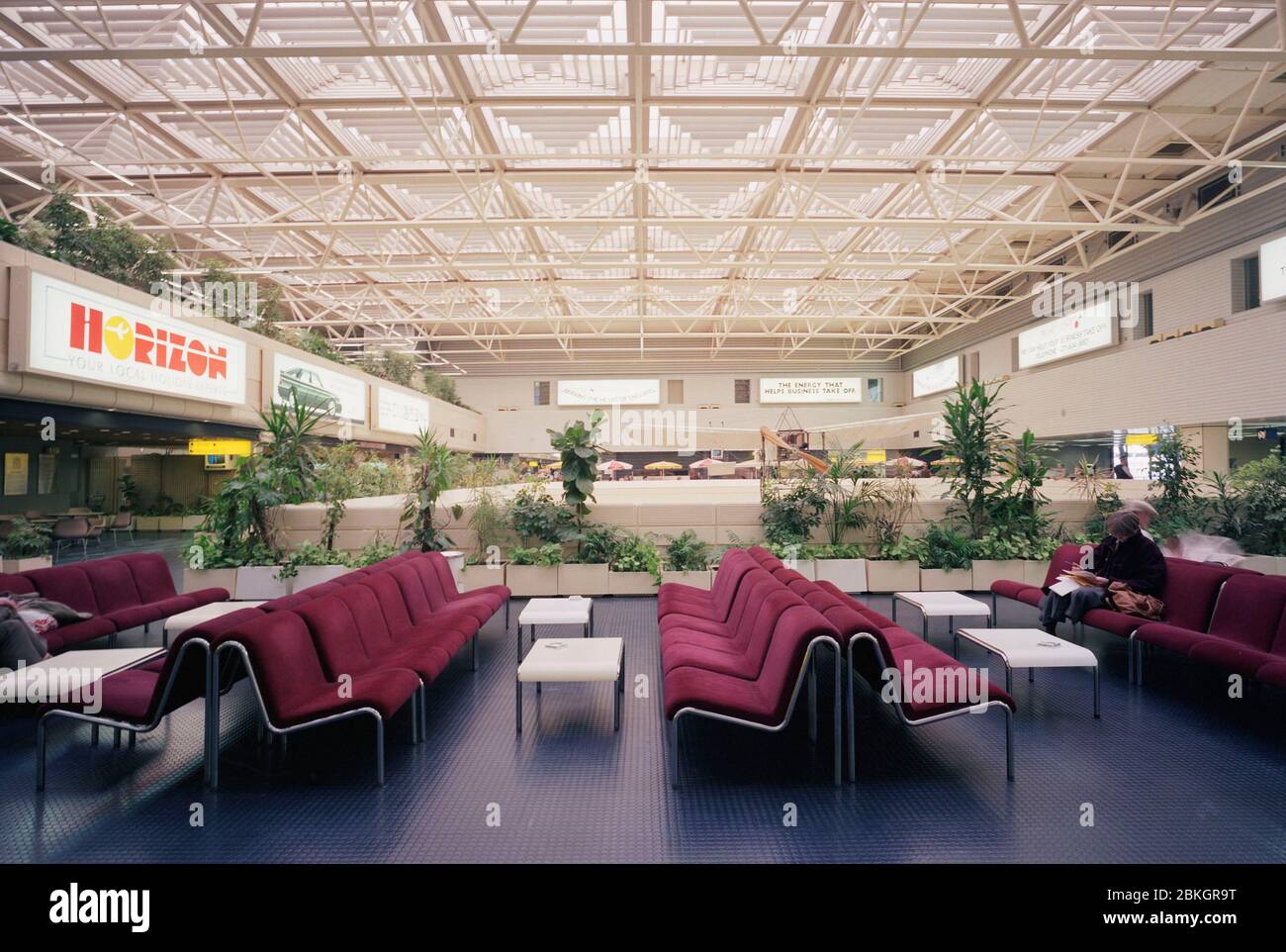 Birmingham airport terminal building england hi-res stock photography ...