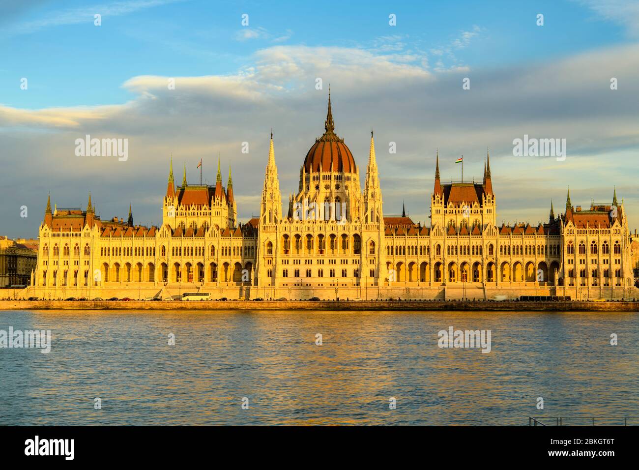 Hungarian gothic revival architecture hi-res stock photography and ...