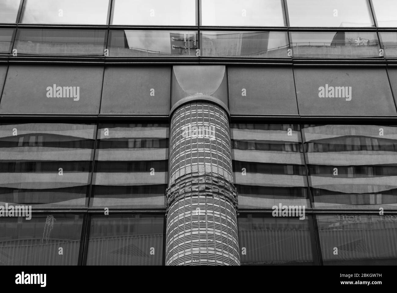 1980s office buildings Black and White Stock Photos & Images - Alamy