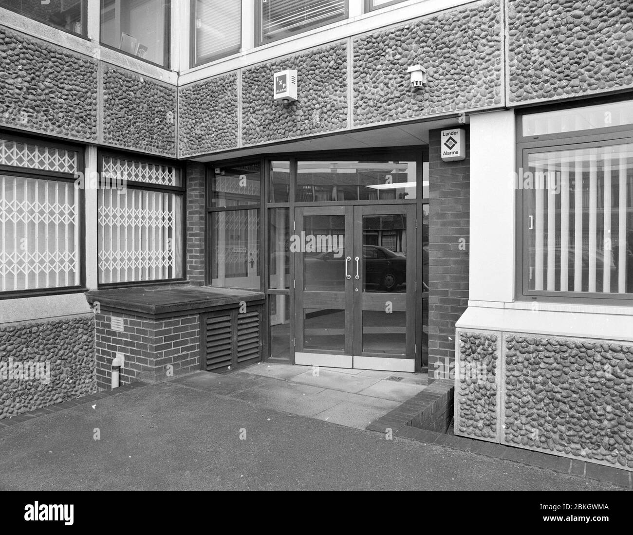 1990s office building Black and White Stock Photos & Images - Alamy