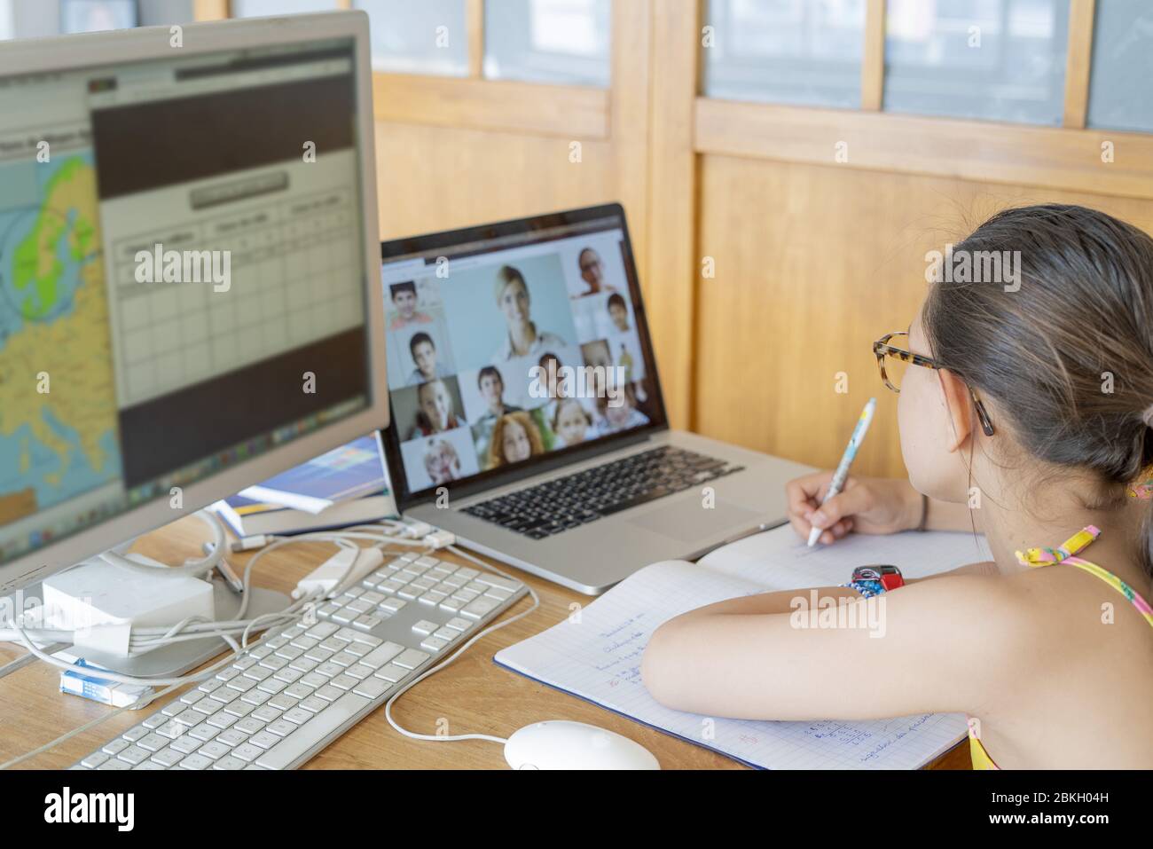 School girl on video call hi-res stock photography and images - Alamy