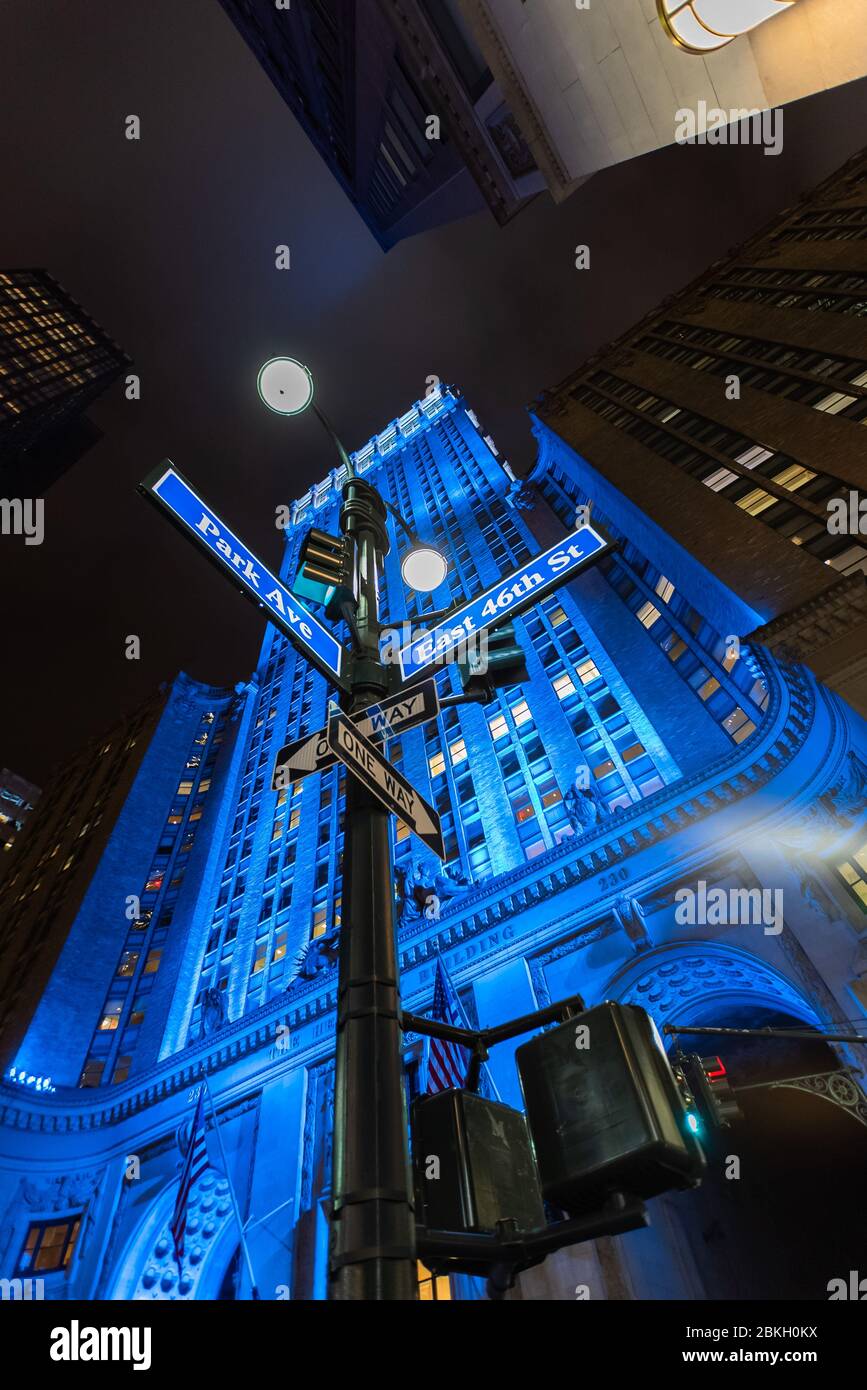 Rockefeller plaza sign hi-res stock photography and images - Alamy