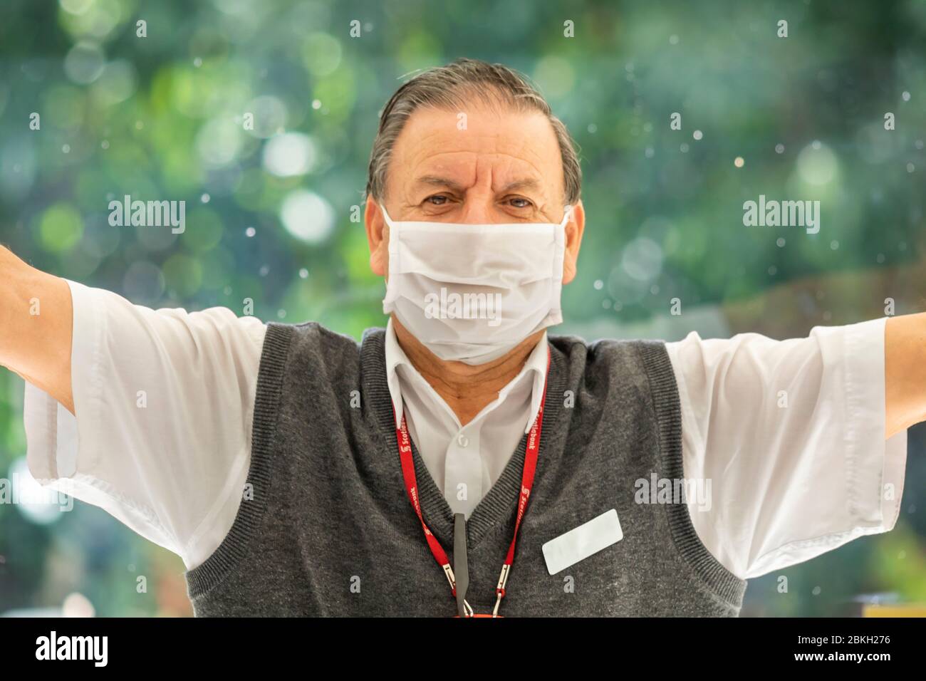 Real people face hi-res stock photography and images - Alamy