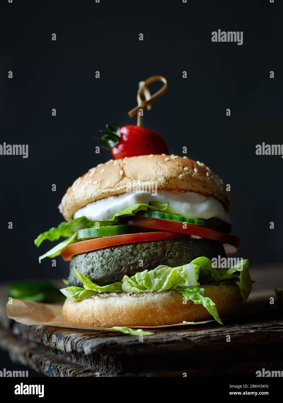 Meat free burger hi-res stock photography and images - Alamy