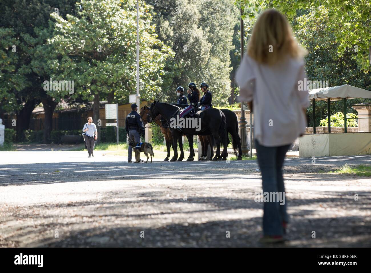 Roma, Italy. 04th May, 2020. This morning Phase Two of the Covid-19 ...