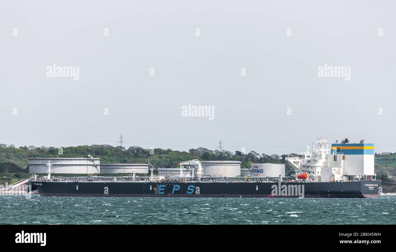 Oil tanker at sea hi-res stock photography and images - Alamy