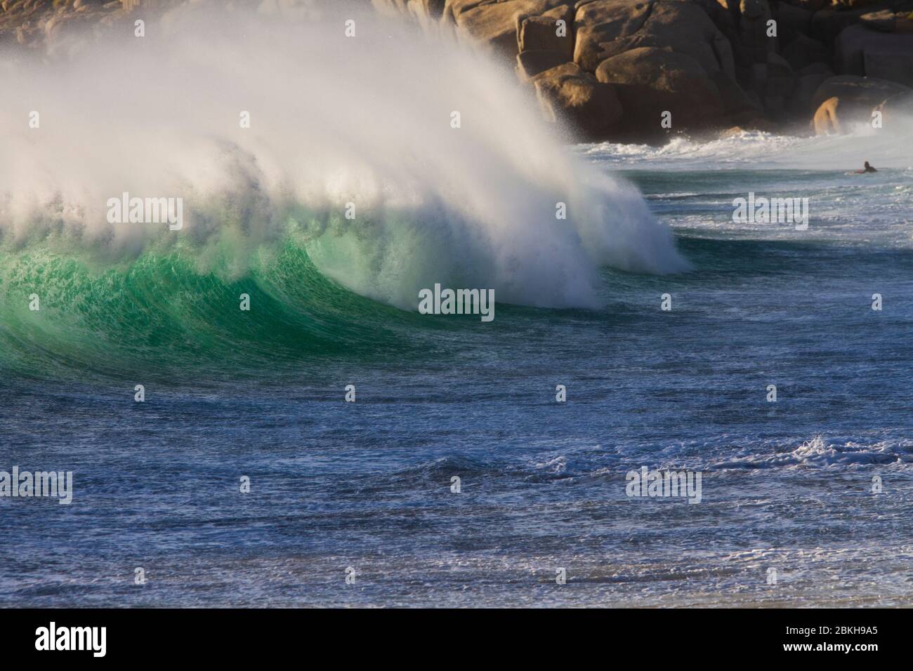 Camps Bay Beach, South Africa, Surf and waves caused by the "Cape ...