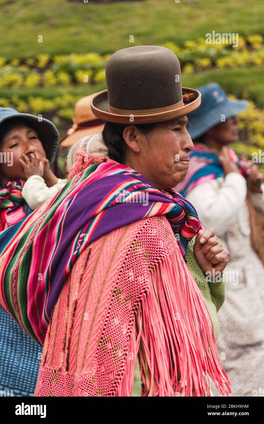Indigenous people bolivia hi-res stock photography and images - Alamy