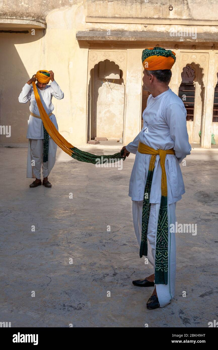 Indian turban hi-res stock photography and images - Alamy
