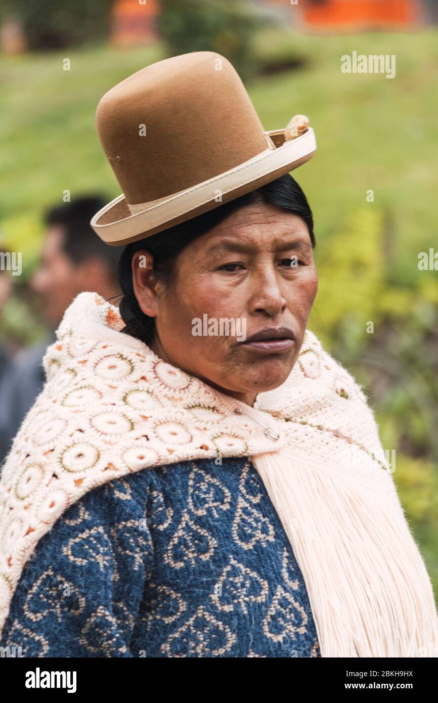 Indigenous people bolivia hi-res stock photography and images - Alamy