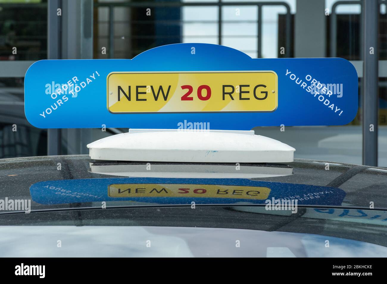 Ford dealership sign hi-res stock photography and images - Alamy