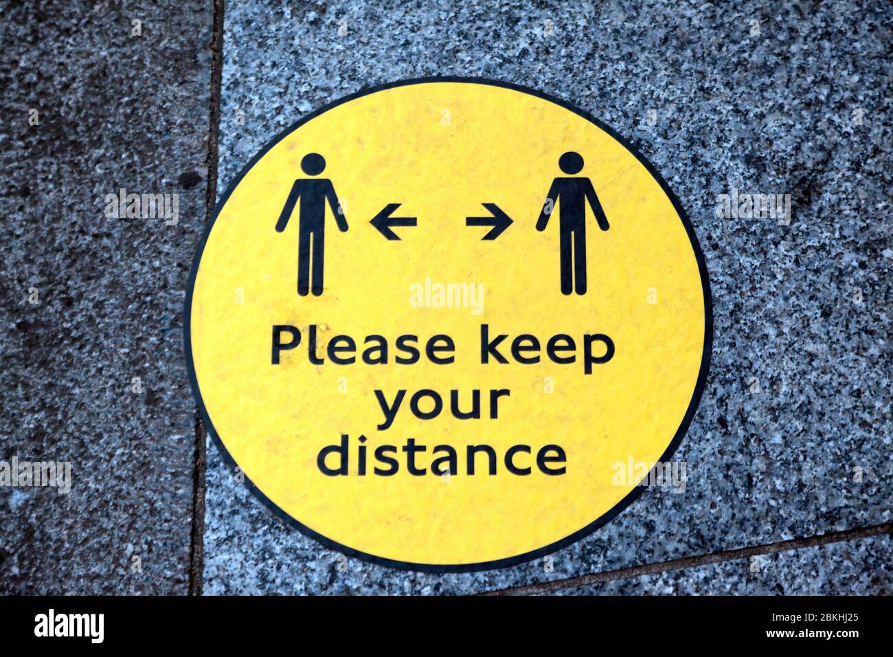 Plase keep you distance hi-res stock photography and images - Alamy
