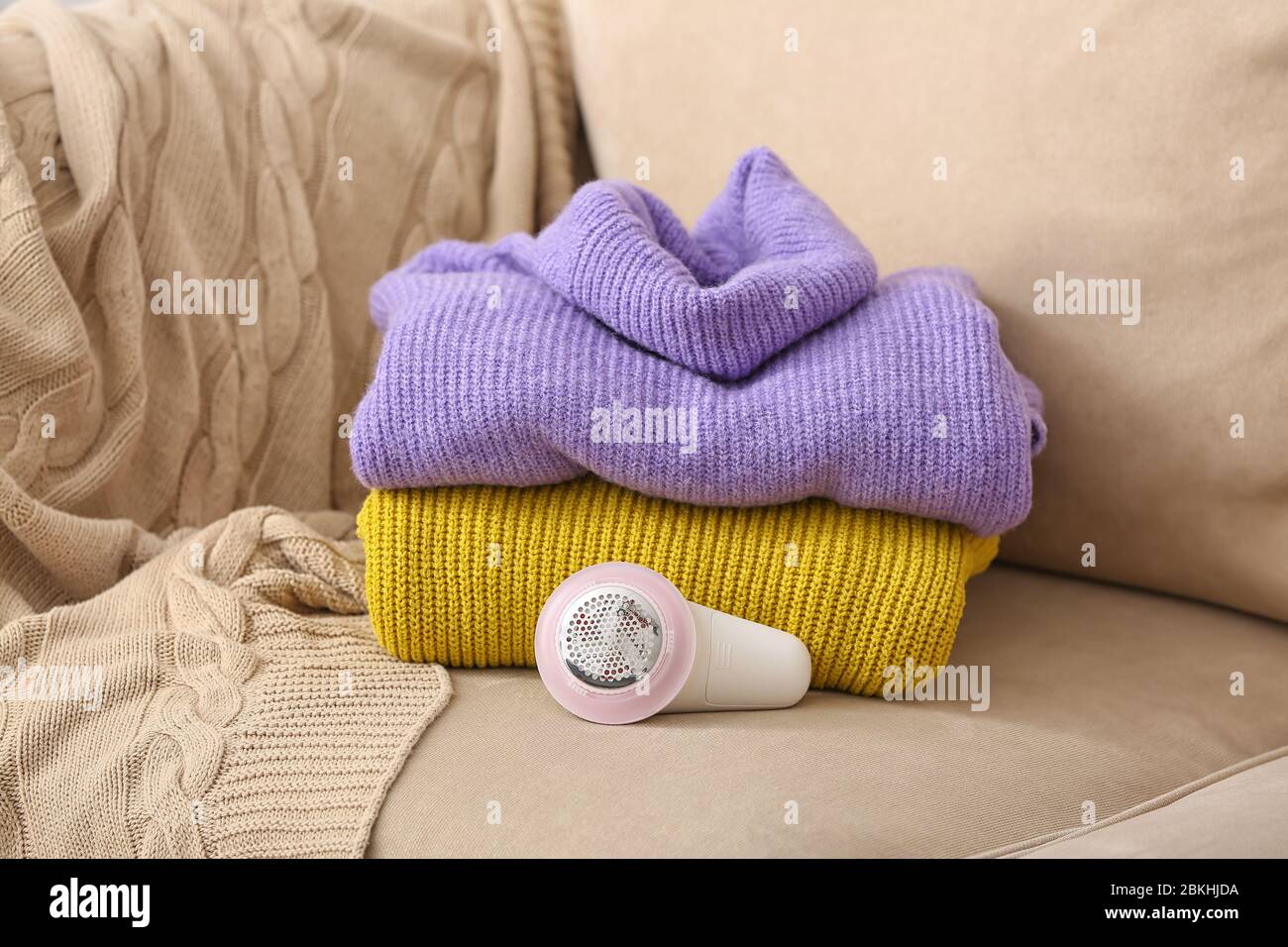 Modern fabric shaver clothes hi-res stock photography and images - Alamy