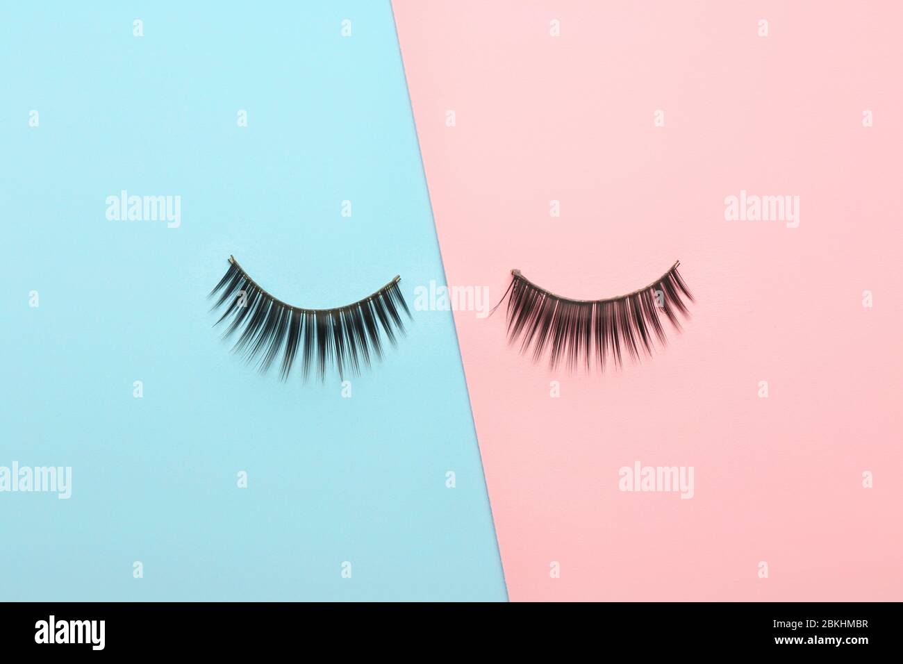 Fake eyelashes hi-res stock photography and images - Alamy