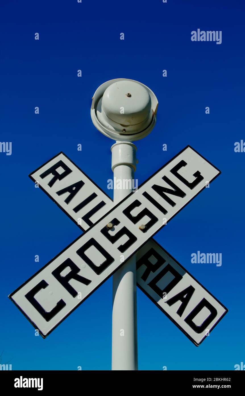 Rail road sign hi-res stock photography and images - Alamy