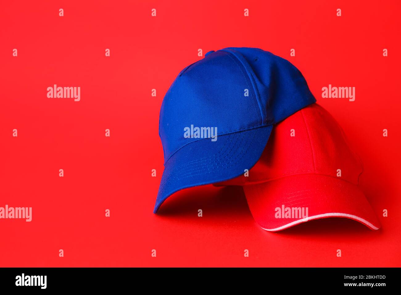 Wearing red caps hi-res stock photography and images - Alamy