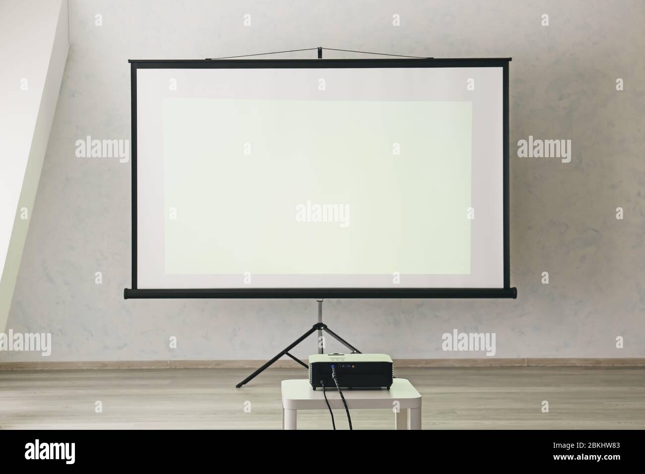 Blank projector in office seminar hi-res stock photography and images ...