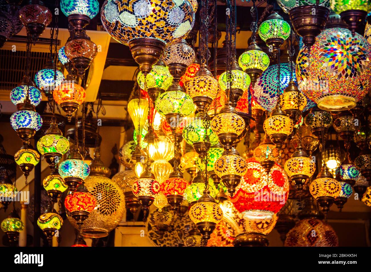 Colorful Arabic lanterns off different sizes and designs in a Souk ...