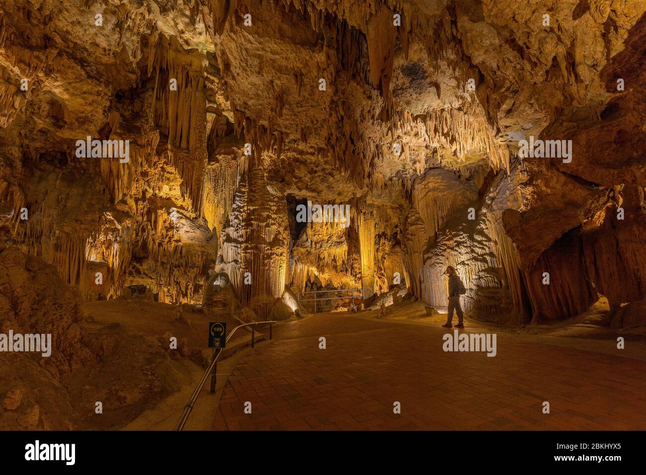 Luray caves hi-res stock photography and images - Alamy