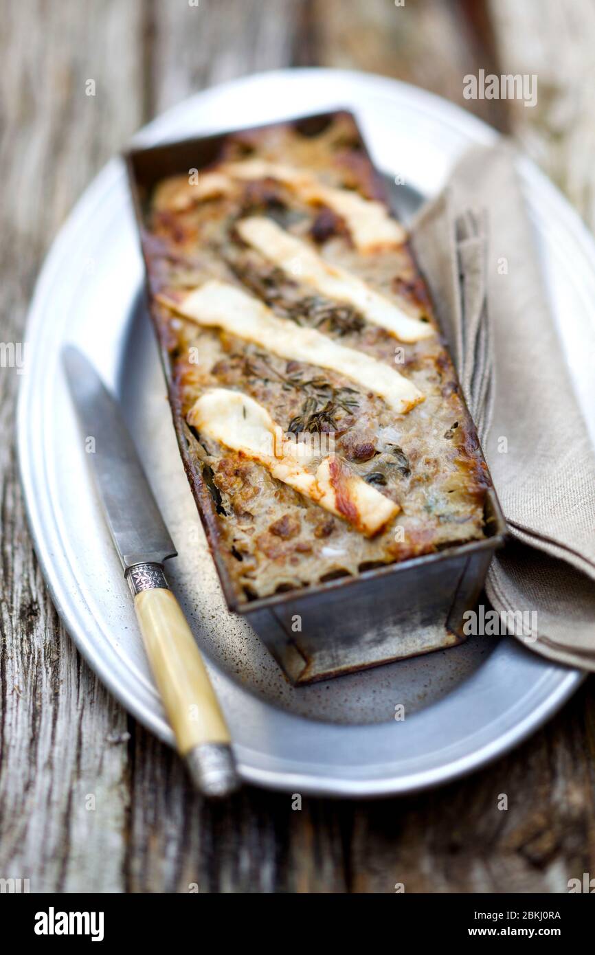 Thrush and chicken liver pâté Stock Photo - Alamy