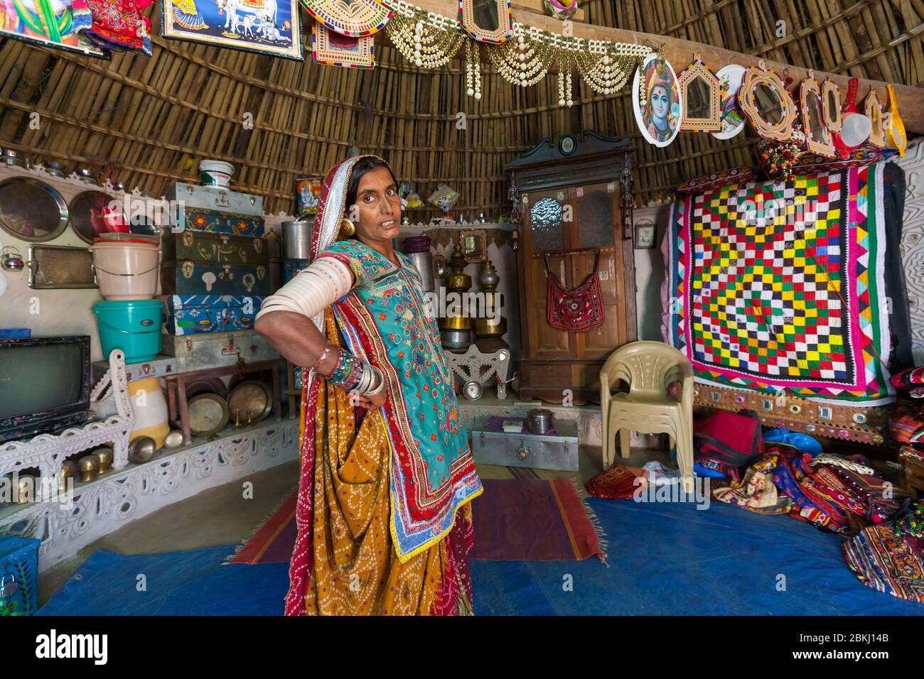 Village hut india hi-res stock photography and images - Alamy