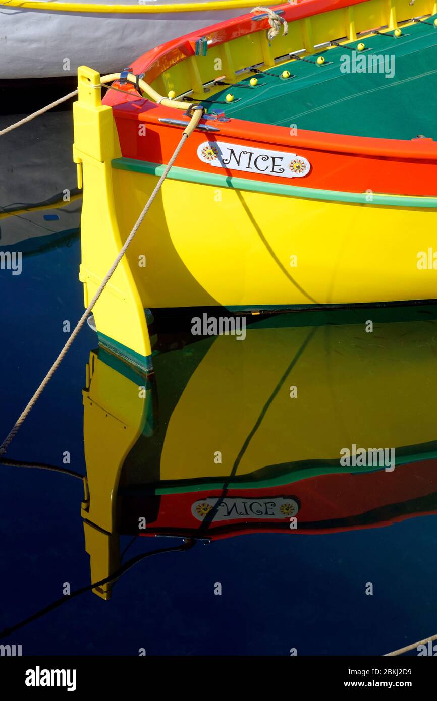 Pointu traditional fishing boat hi-res stock photography and images - Alamy