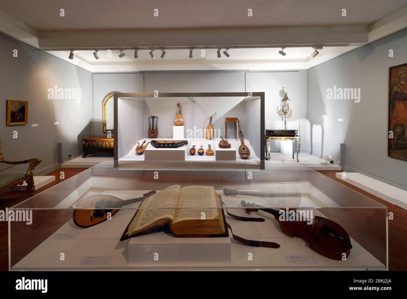 Nice palace hi-res stock photography and images - Alamy