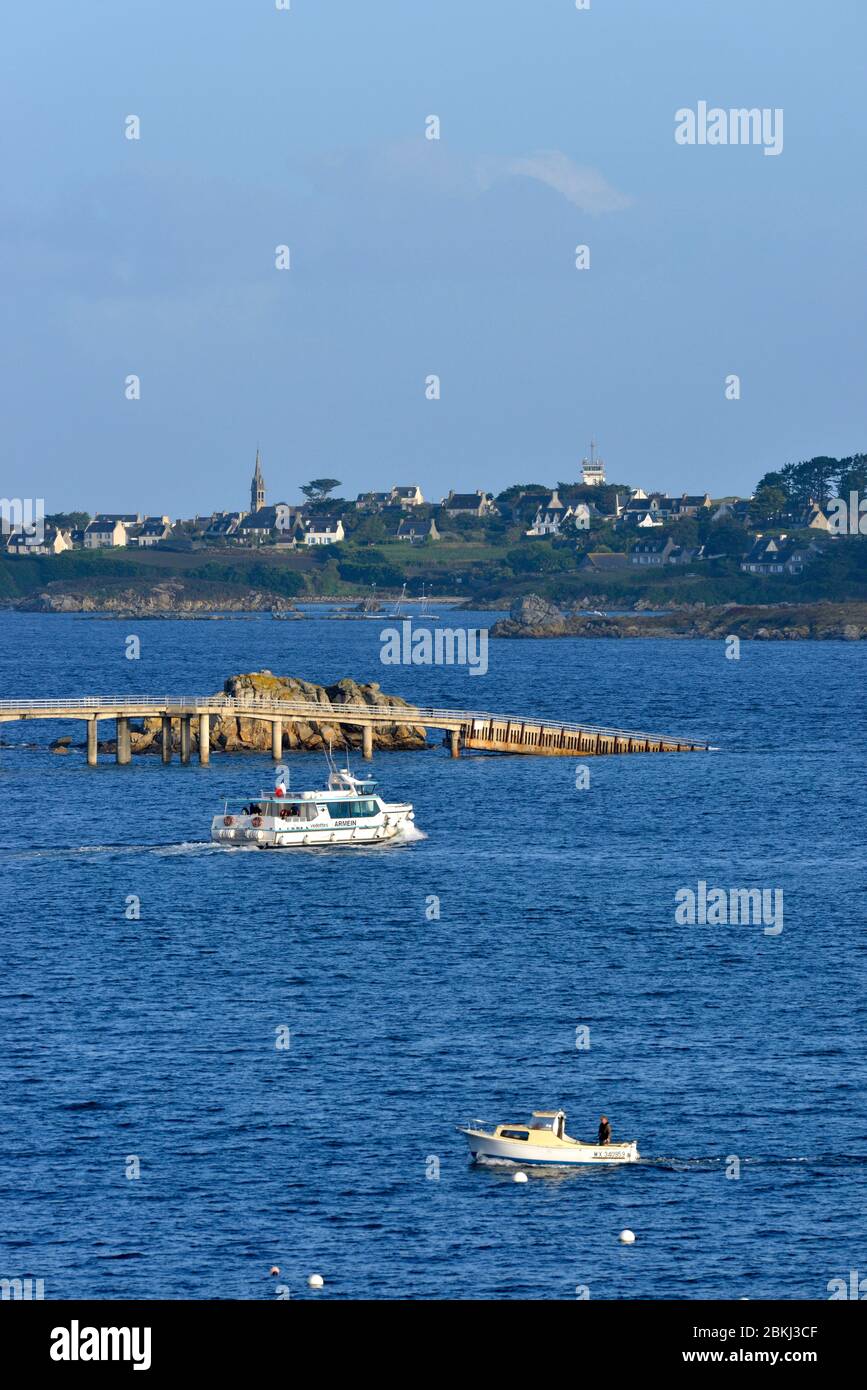France, Finistere, Iroise Sea, Roscoff, Batz island in the background ...