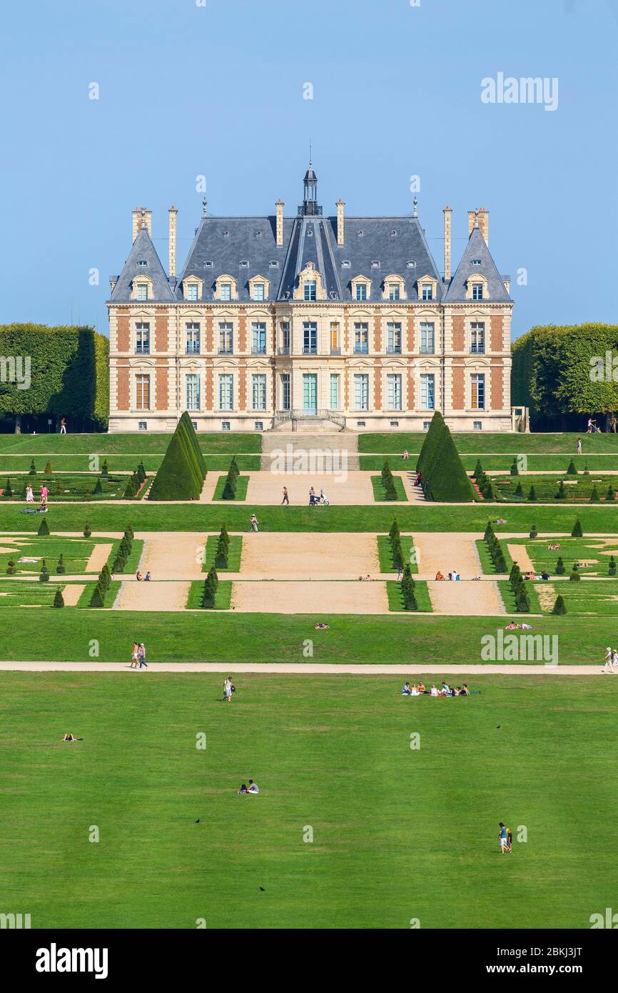 Sceaux france park people hi-res stock photography and images - Alamy