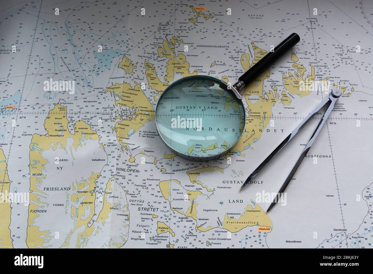 Svalbard map hi-res stock photography and images - Alamy