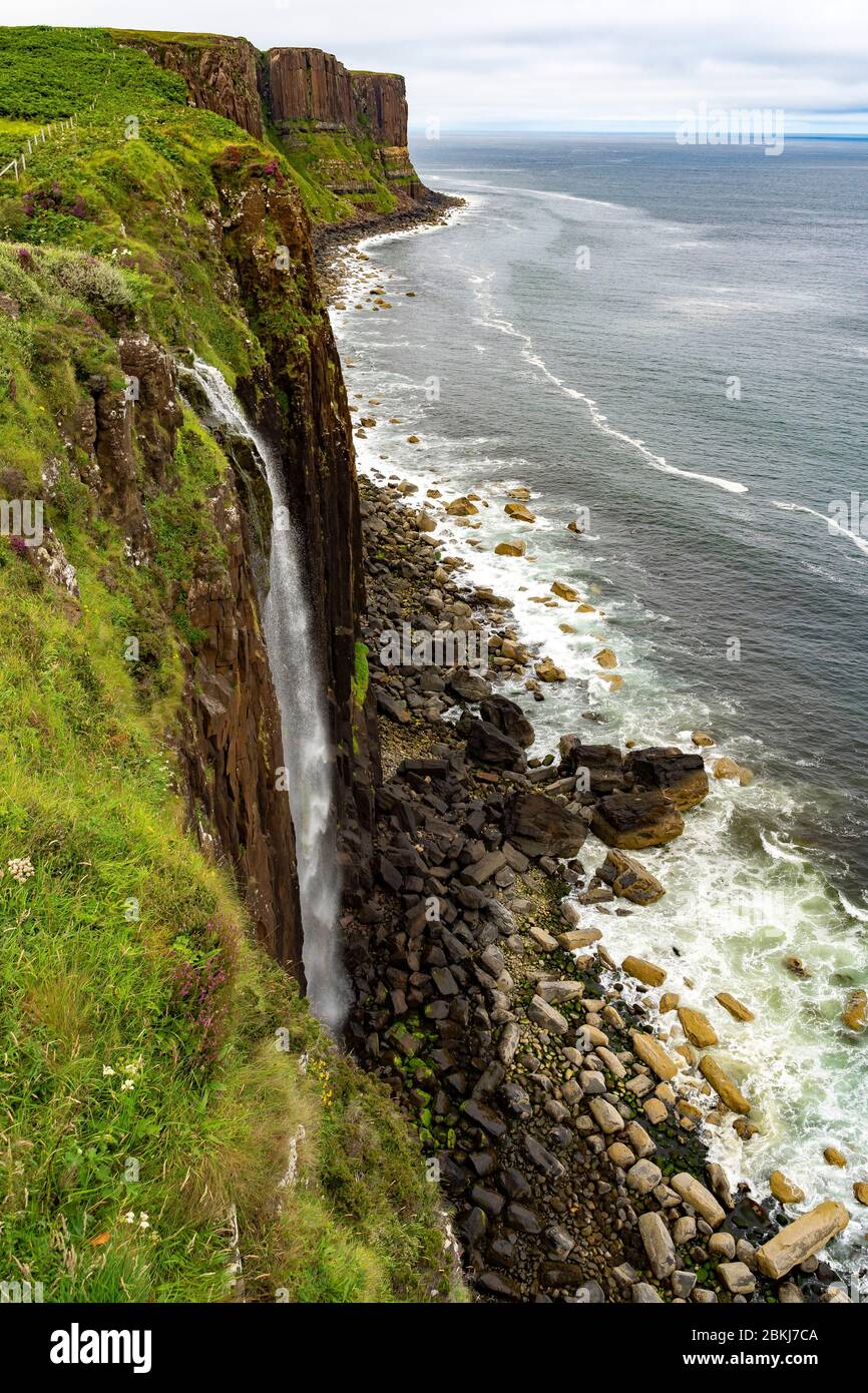 United Kingdom, Scotland, Highlands, Hebrides, Isle of Skye, Kilt Rock ...