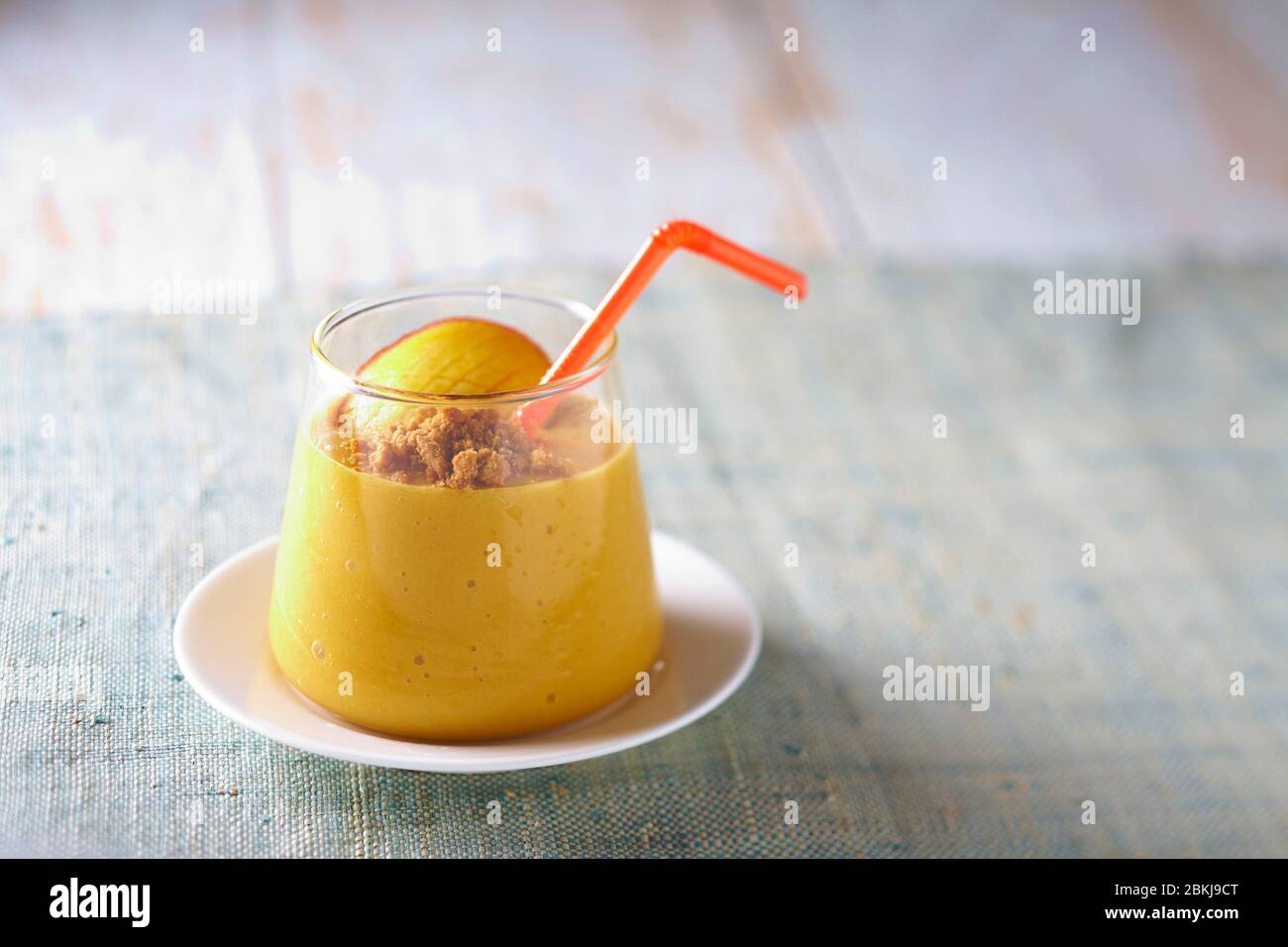 Mango milkshake hi-res stock photography and images - Alamy