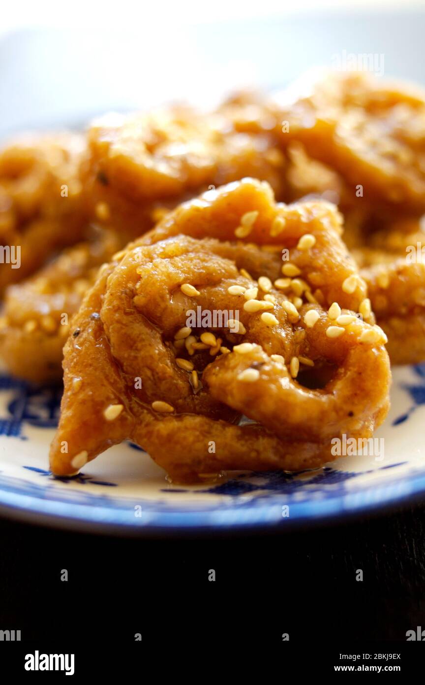 Moroccan pastry hi-res stock photography and images - Alamy