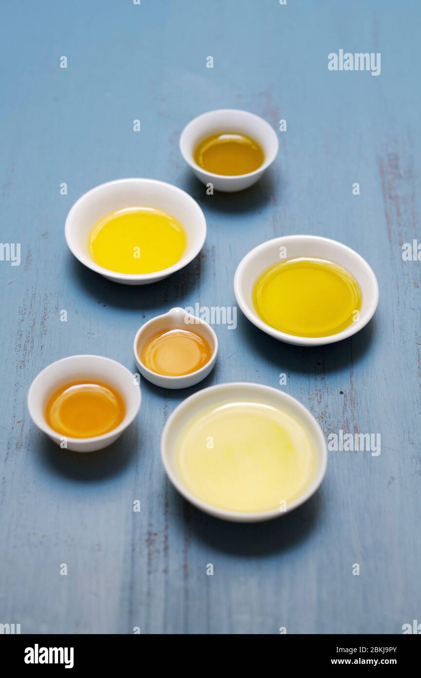 Variety of oils Stock Photo - Alamy