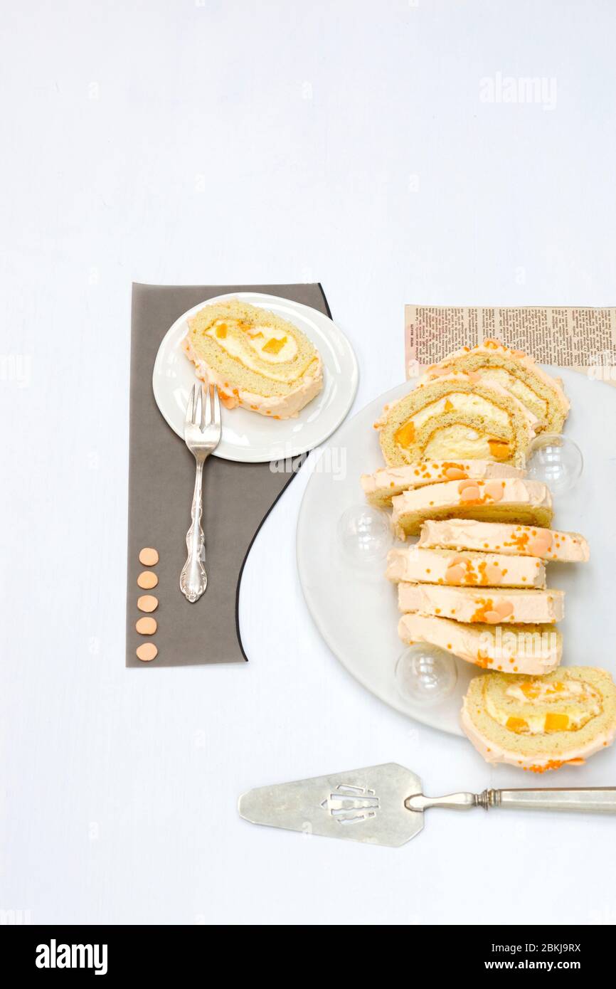 Mango log cubism cake Stock Photo - Alamy