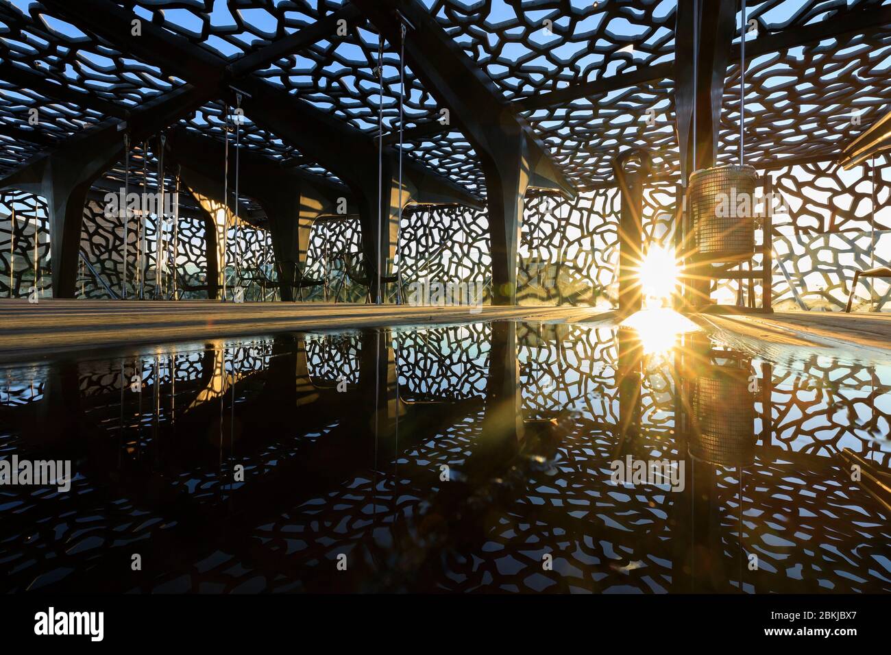 Come la carta hi-res stock photography and images - Alamy