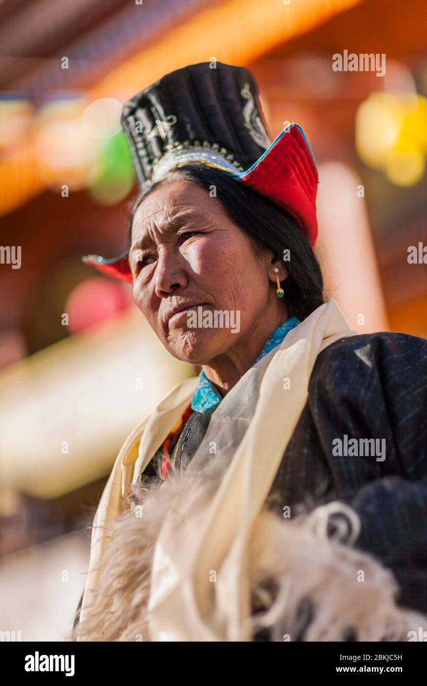 Losar dance hi-res stock photography and images - Alamy