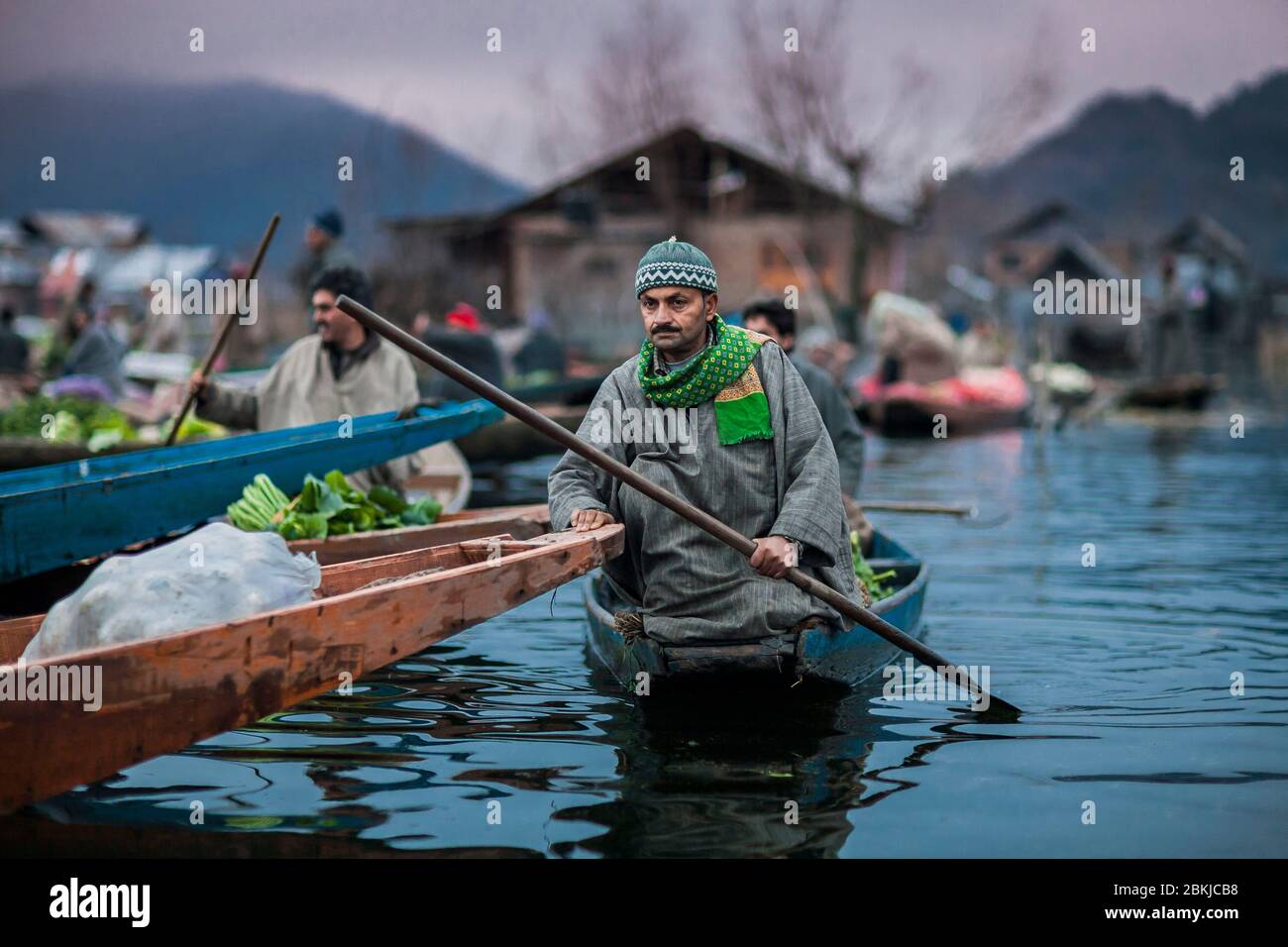 Kashmiri men hi-res stock photography and images - Alamy
