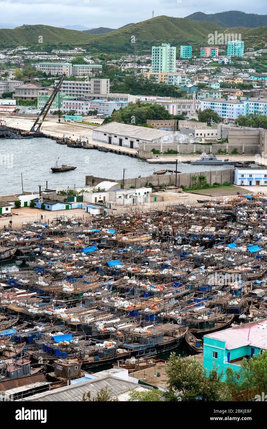 North Korea, Chongjin the second largest town in the country, the Bay ...
