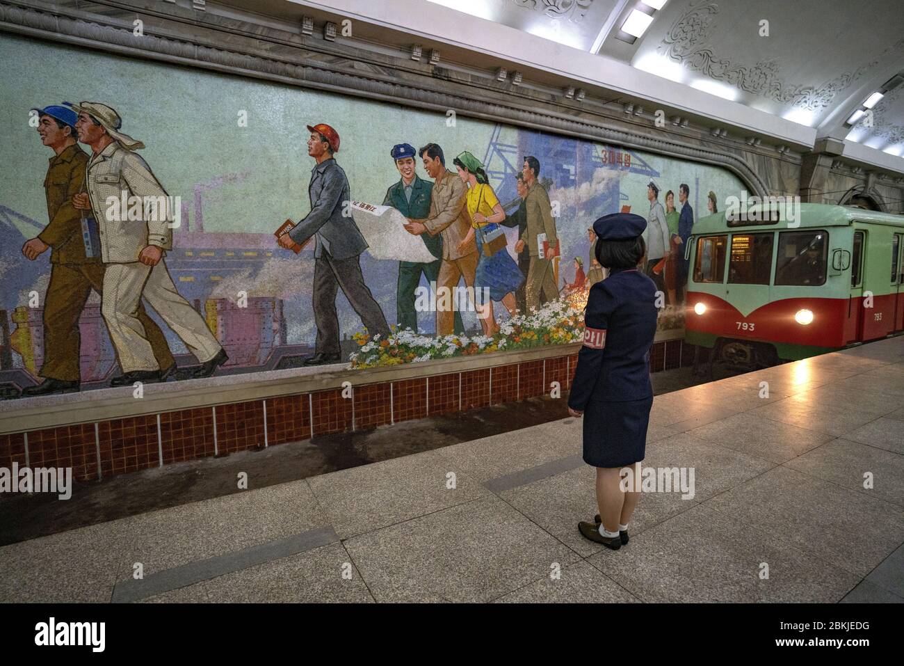 North Korea, Pyongyang, metro Stock Photo - Alamy
