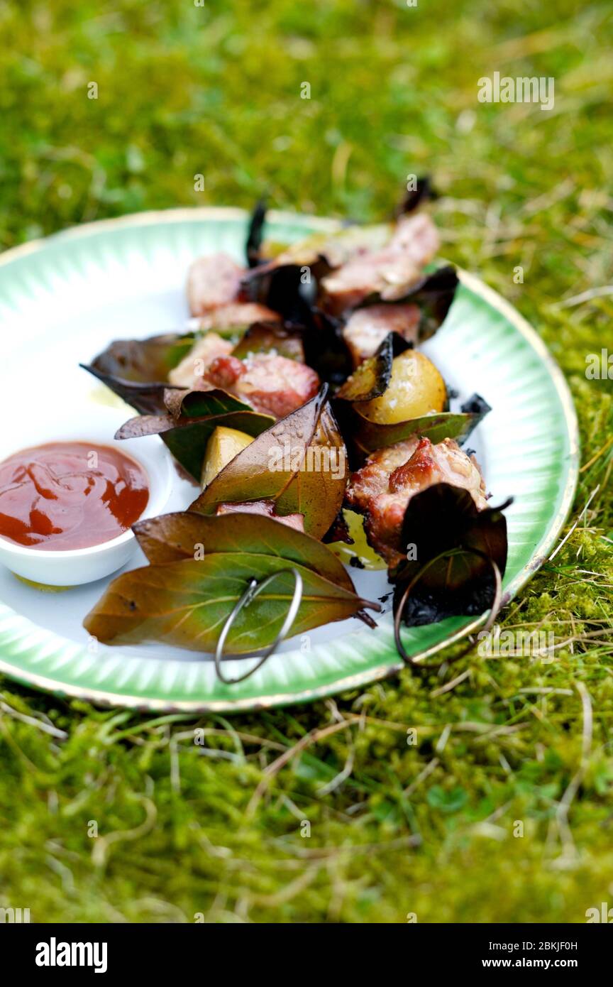 Barbecue sauce hi-res stock photography and images - Alamy