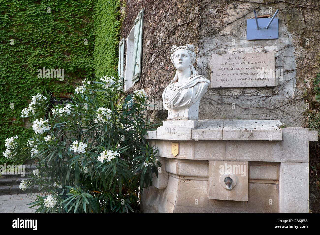 Marianne french republic hi-res stock photography and images - Alamy