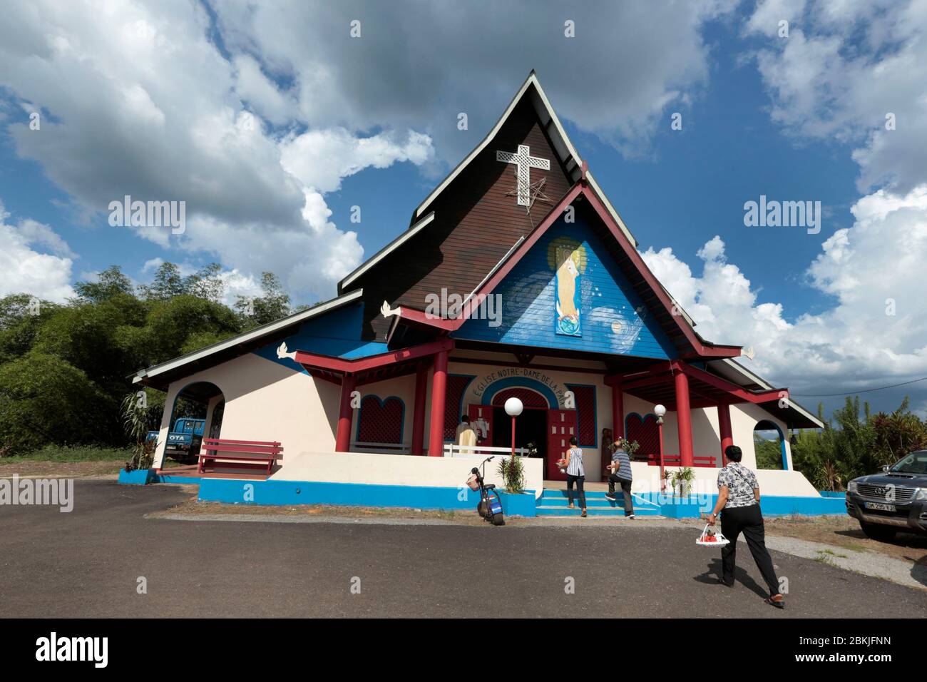 Animism hi-res stock photography and images - Alamy