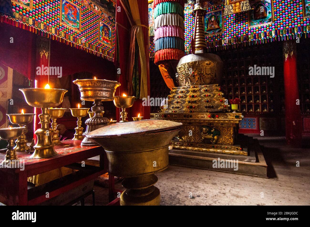 Longwu monastery hi-res stock photography and images - Alamy