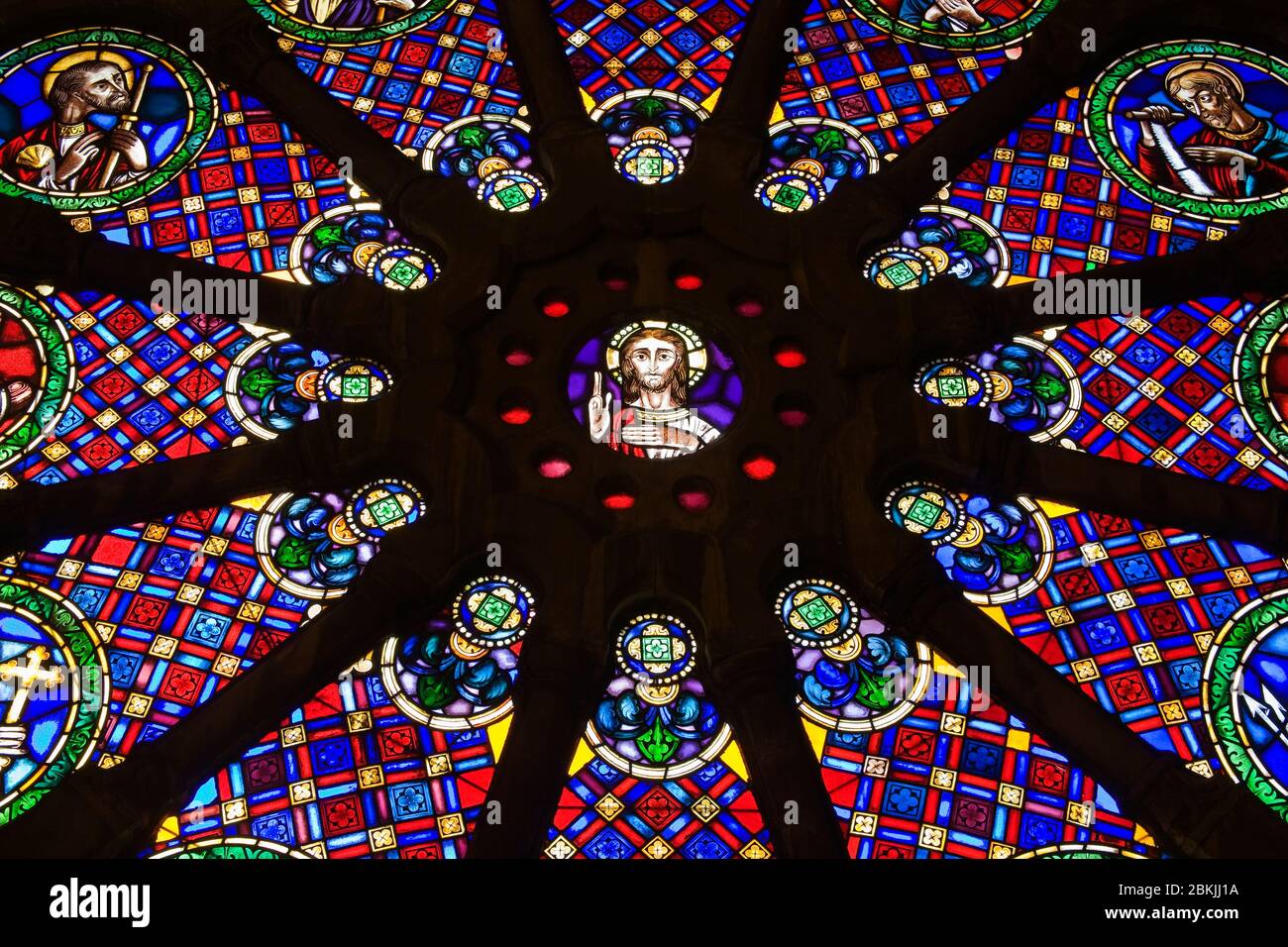 Lisbon cathedral stained glass hi-res stock photography and images - Alamy