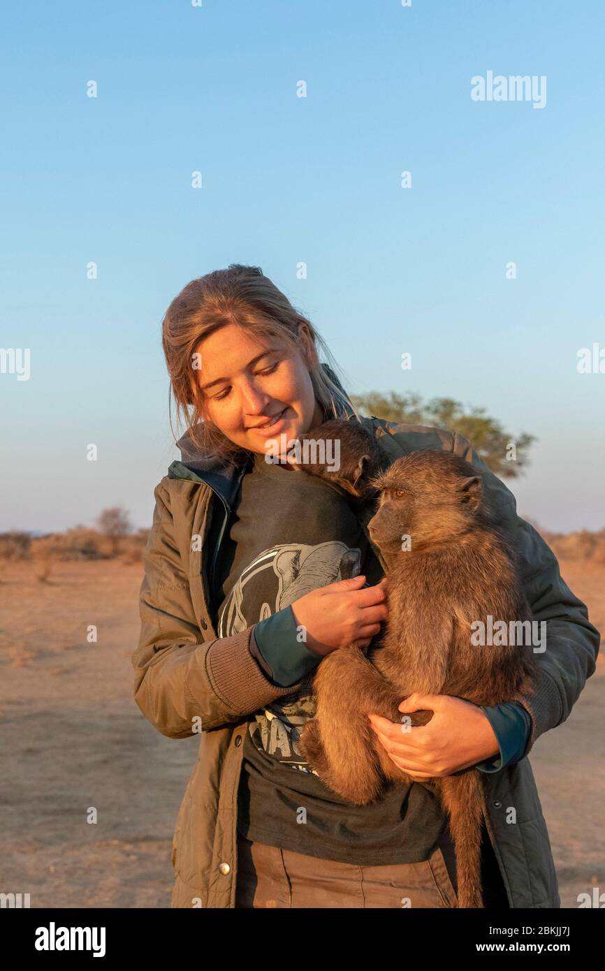 Baboon woman hi-res stock photography and images - Alamy